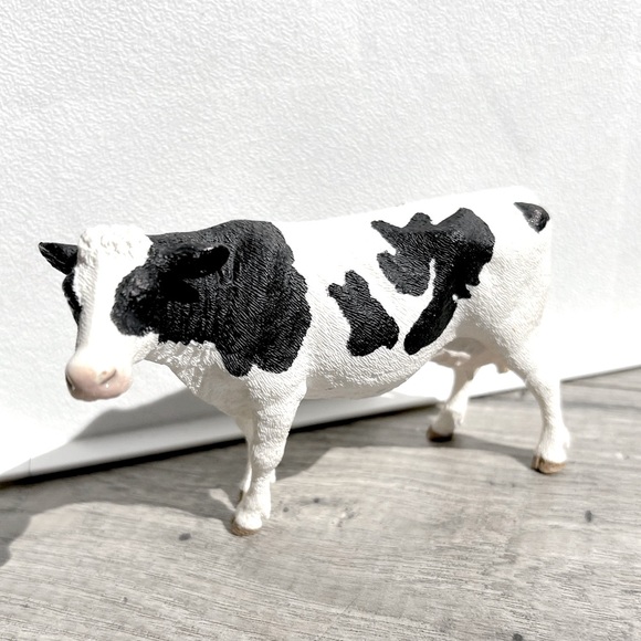 schleich | Toys | Schleich Holstein Cattle Farm Animal Cow | Poshmark